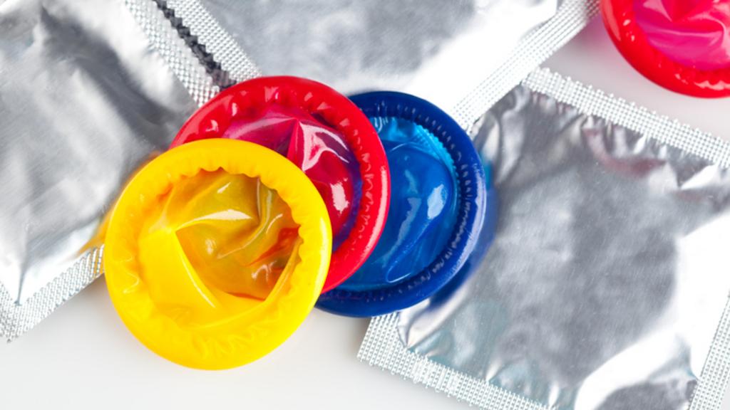 La capote, une vieille histoire, mais aussi un objet d’innovation ...